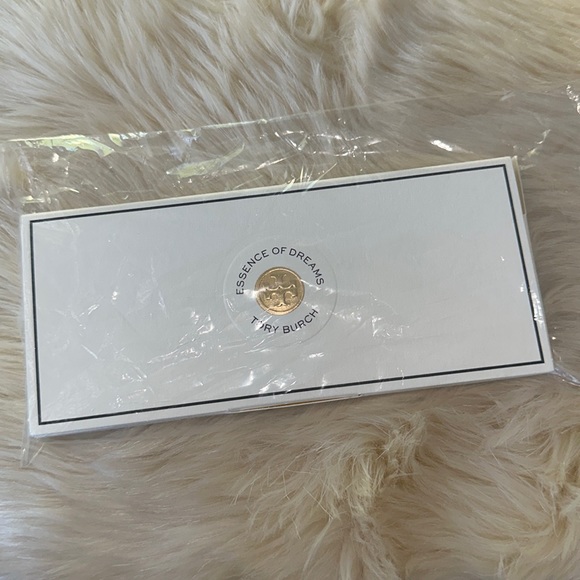 Tory Burch | Makeup | Tory Burch Samples Set Of 5 | Poshmark